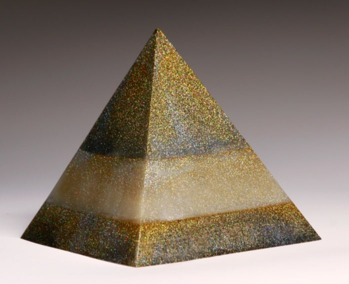 Pyramid (Large) – Nasit Designs